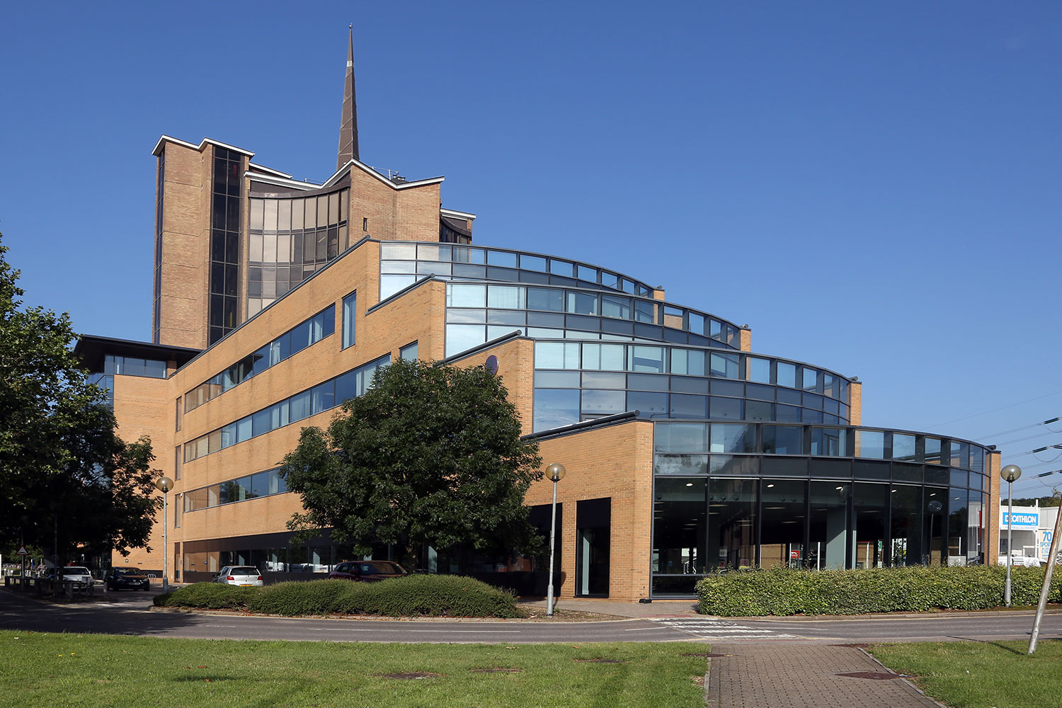 Seacourt Tower and Retail Park, Oxford - Quoinstone Investment ...